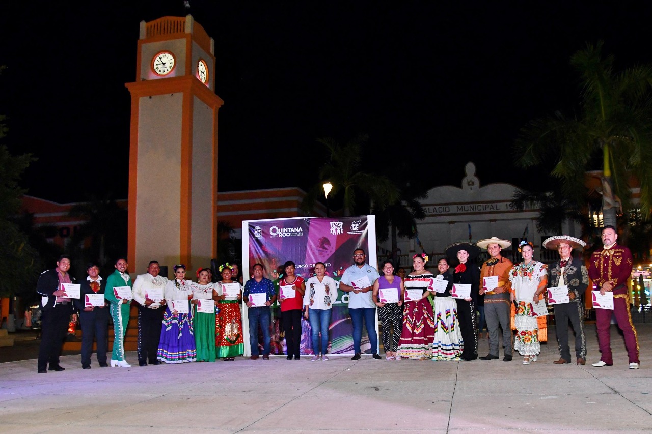 Todo Un éxito El Primer Concurso De Canto “Talento Vernáculo” De La ...