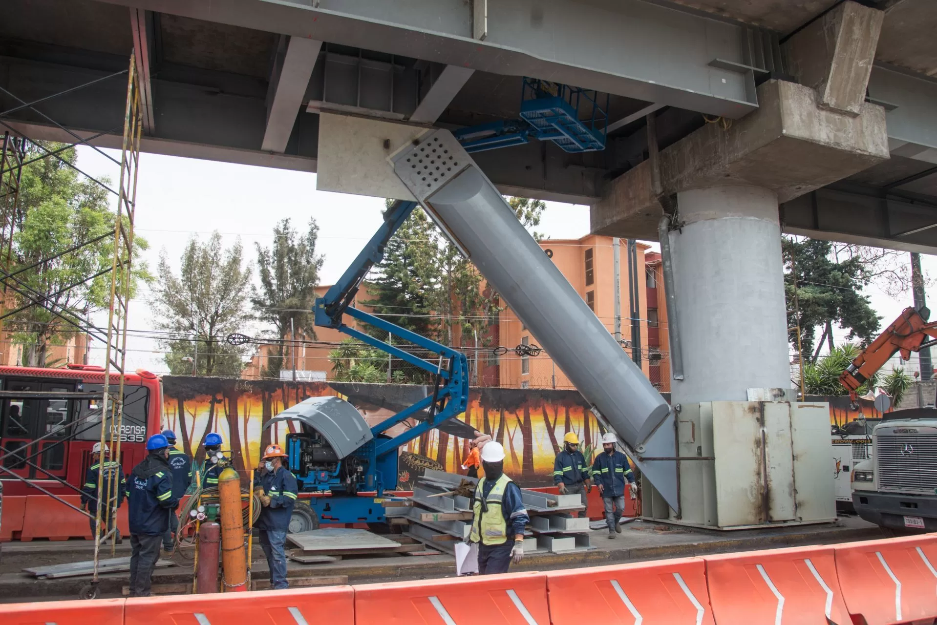 Nuevo Desafío En La Línea 12 Del Metro: Reconstrucción De Trabe Por ...